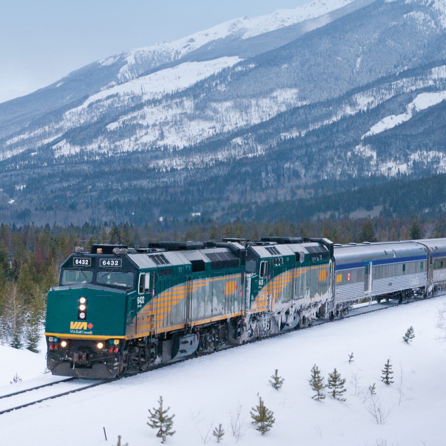 Rockies Winter Wonderland | VIA Rail Vancouver to Jasper Tour