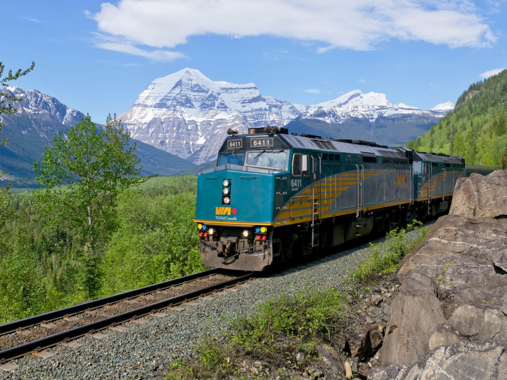 VIA Rail Train Trips Across Canada | Canada Rail Vacations