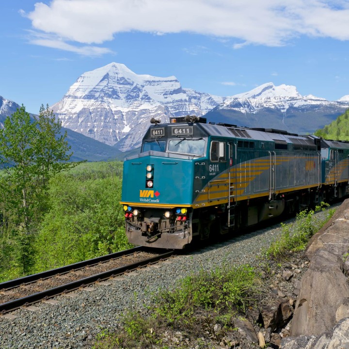 Trans Canada Tours | Canada Rail Vacations